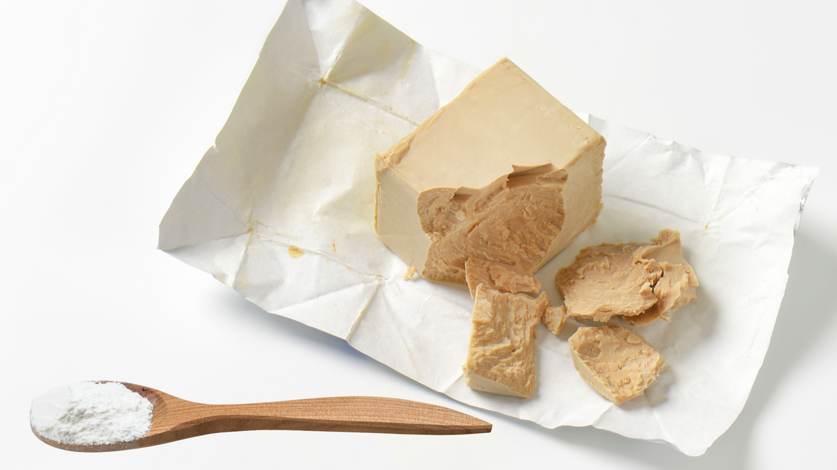 La différence entre levure chimique et levure boulangère ...